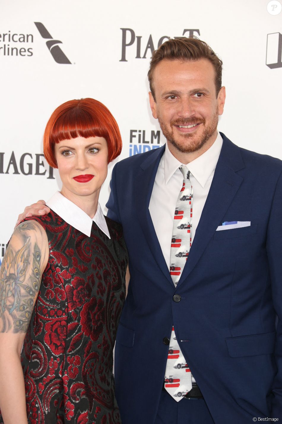 Jason Segel et sa petite amie Alexis Mixter à la soirée Film ...