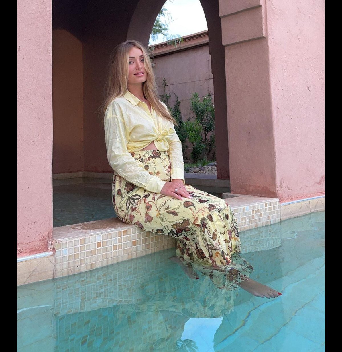 Photo : Beverly Bello enceinte de son premier enfant ? - Purepeople