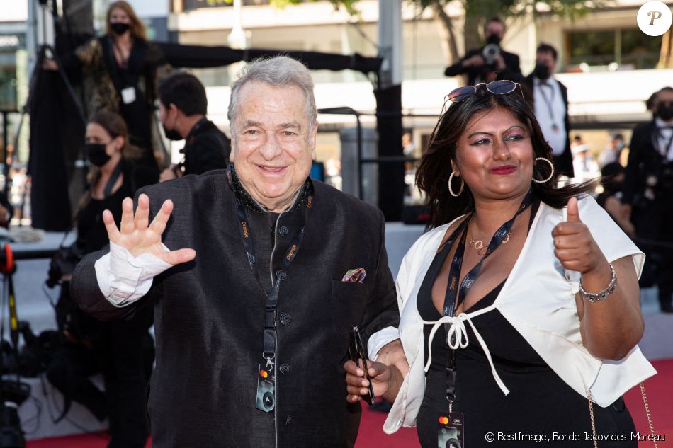 Paul-Loup Sulitzer et Supriya à Cannes : look surprenant et joyeuse ...