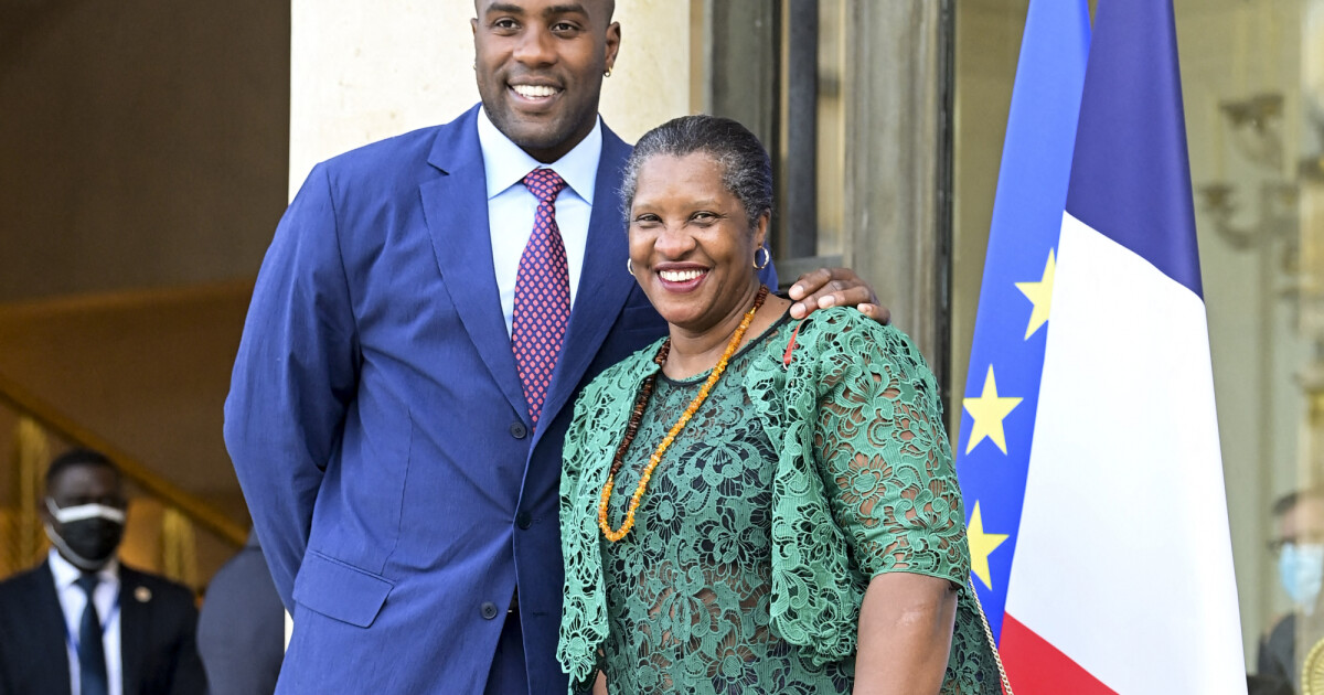Teddy Riner, Estelle Mossely et Tony Yoka... Tous élégants à l'Élysée ...