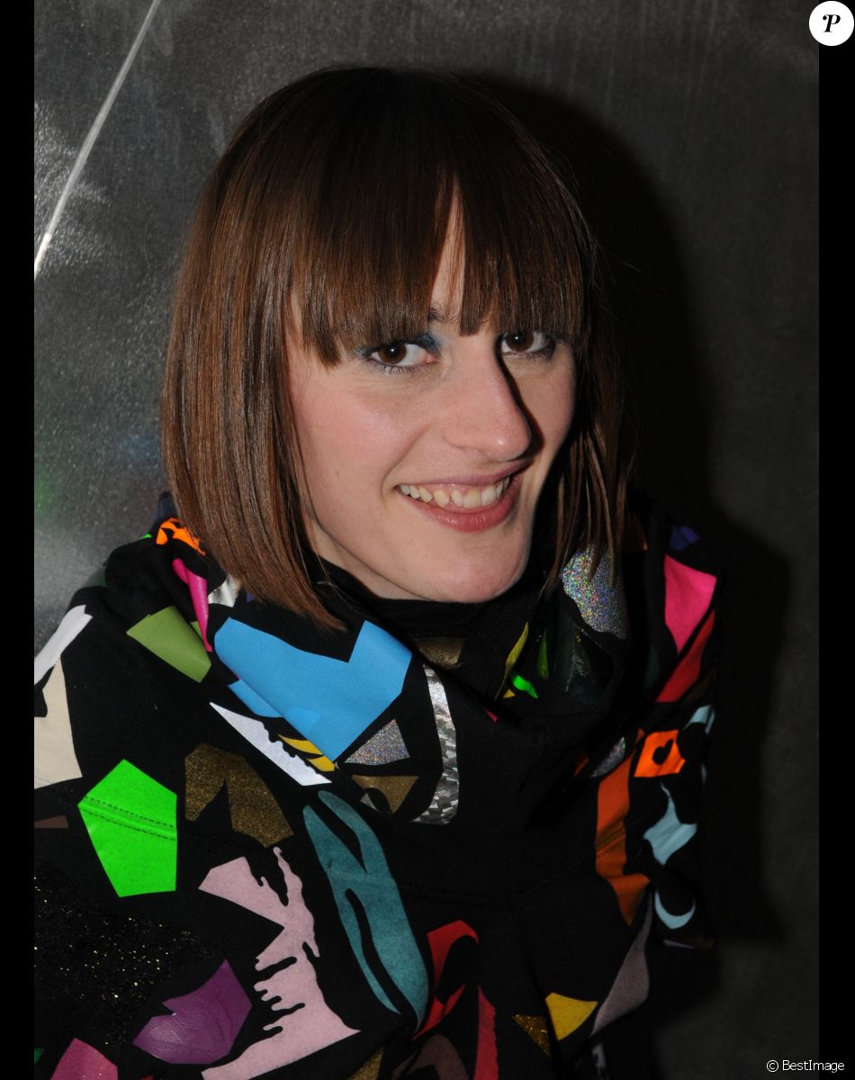 Yelle enceinte : la chanteuse de 38 ans va être maman pour la première ...