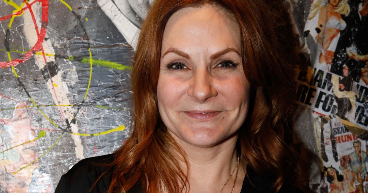 Exclusif - Anne Mondy - Vernissage de l'exposition Papertorn de A.Mondy ...