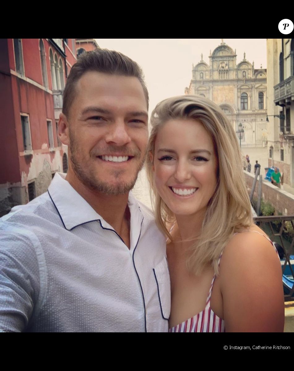 Alan Ritchson : Le séduisant héros de Reacher est-il en couple ? : le ...