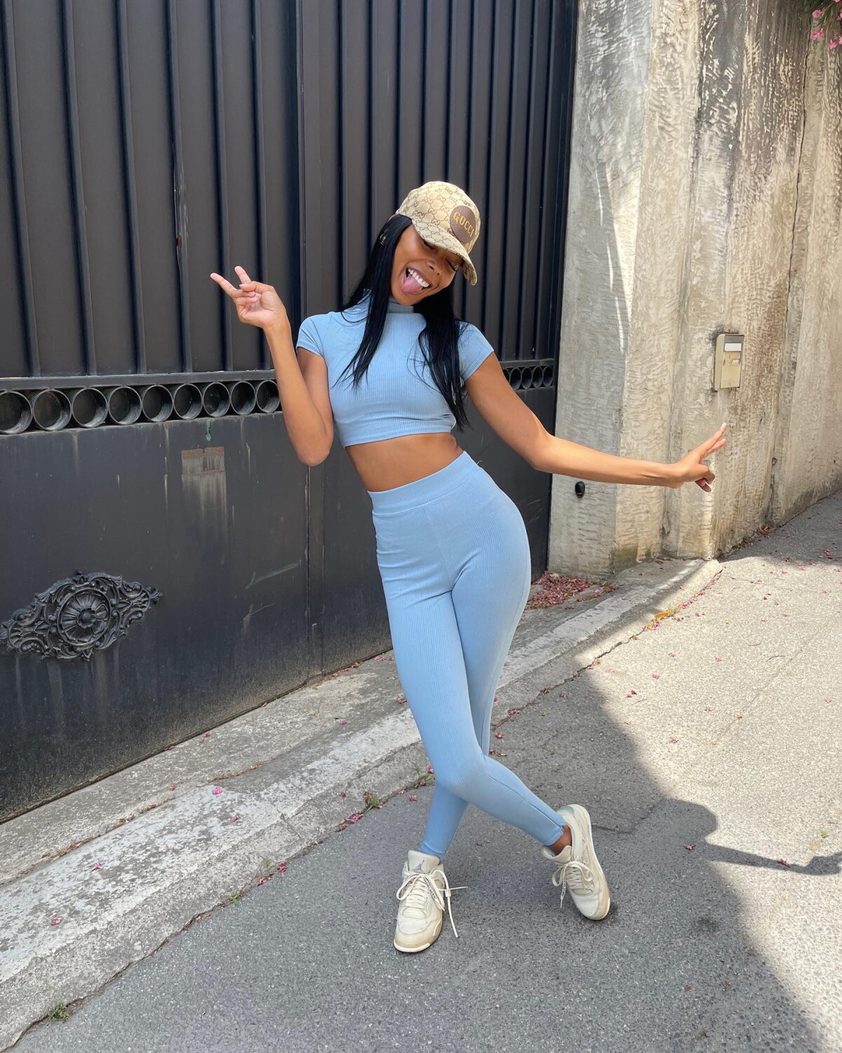 Photo : Nehuda sublime sur Instagram - Purepeople