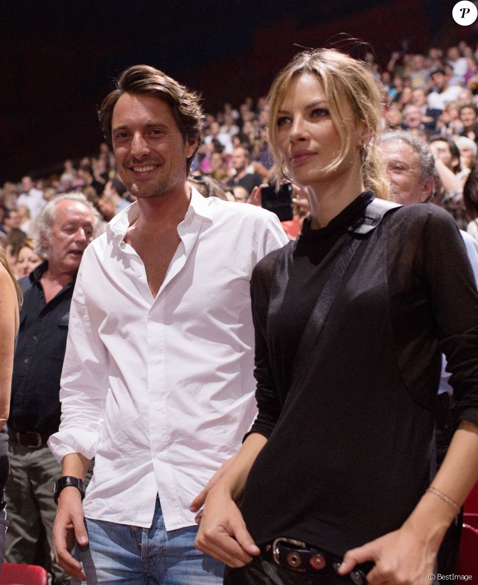 Vincent Cerutti et sa compagne Lavinia - Concert de Johnny Hallyday au ...