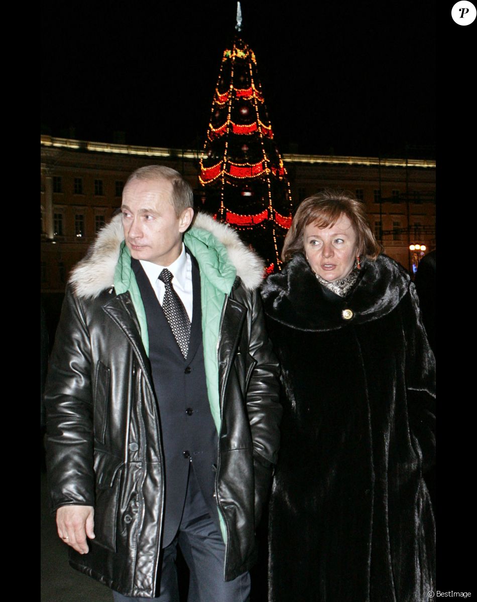 Vladimir Poutine Ses Filles Maria Et Katerina Sanctionnées Le