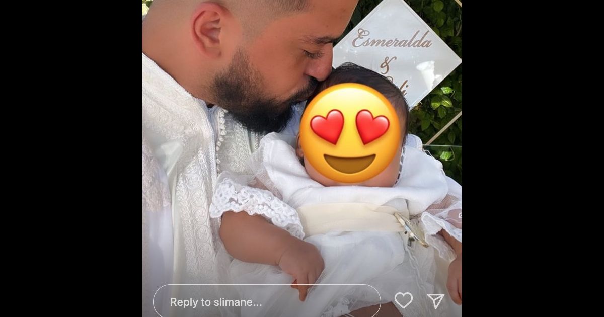 Le baptême de la fille de Slimane, Esmeralda, le 27 avril 2022 à ...