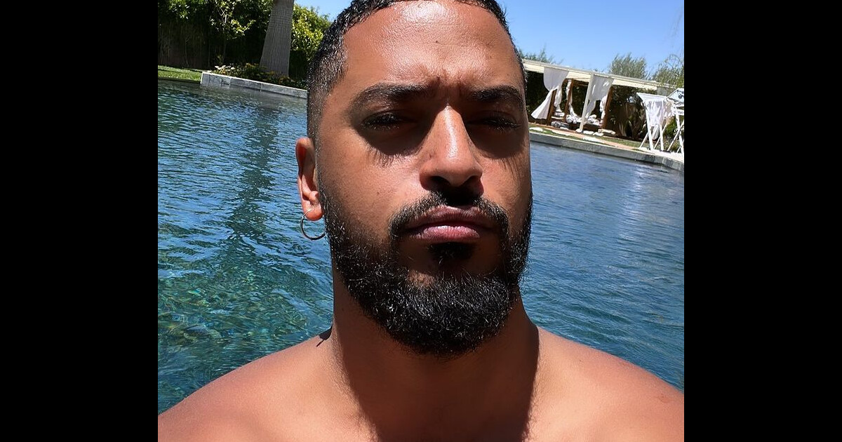 Slimane papa aux anges : Tendre câlin avec sa belle Esmeralda, beau ...