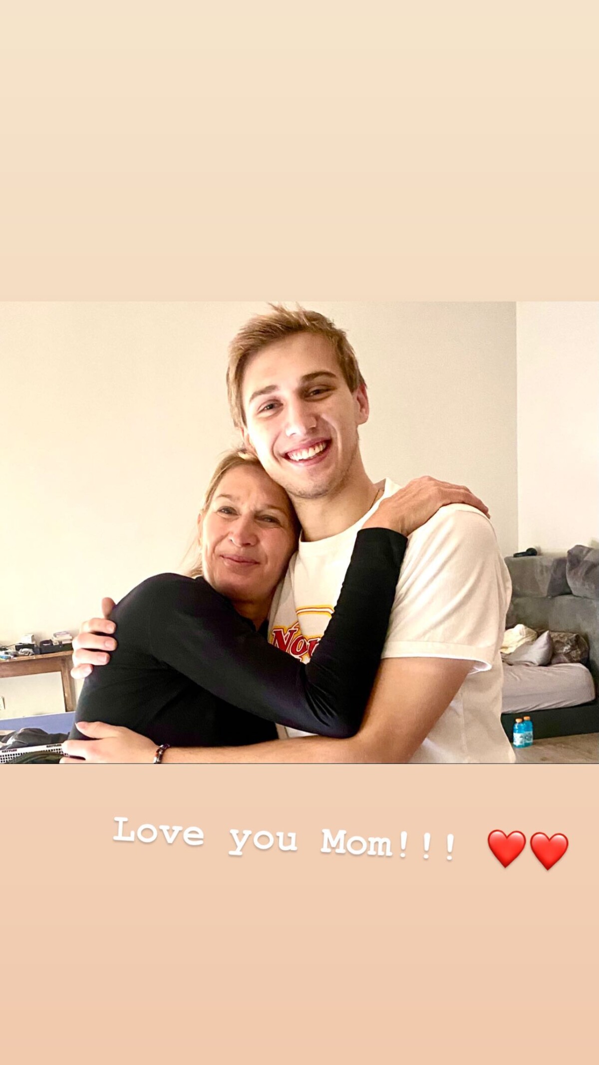 Photo : Steffia Graf et son fils, Jaden Agassi. - Purepeople