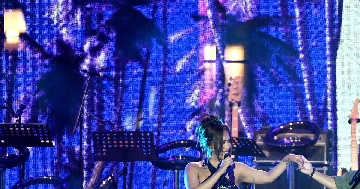 Amel Bent, Benny Adam - Fête de la Musique 2022 : Le 40ème anniversaire ...