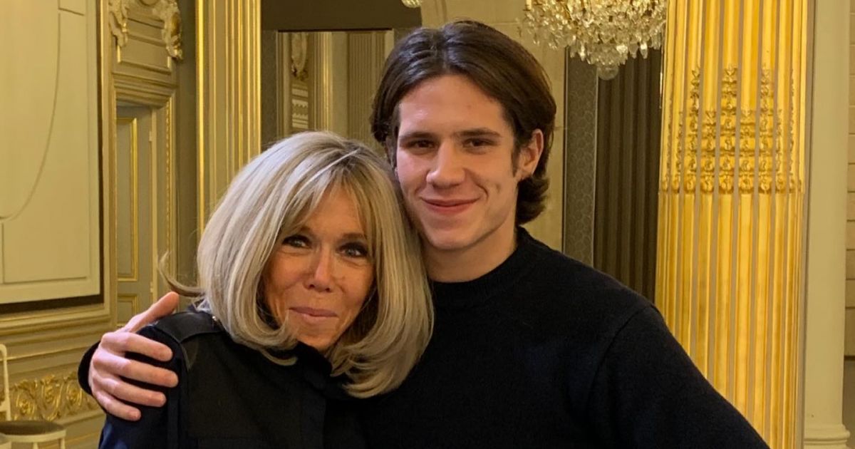 Abraham Wapler et Brigitte Macron. Instagram. Le 5 décembre 2021 ...