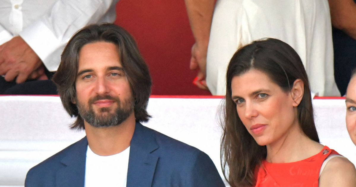 Dimitri Rassam et sa femme Charlotte Casiraghi durant le Jumping ...