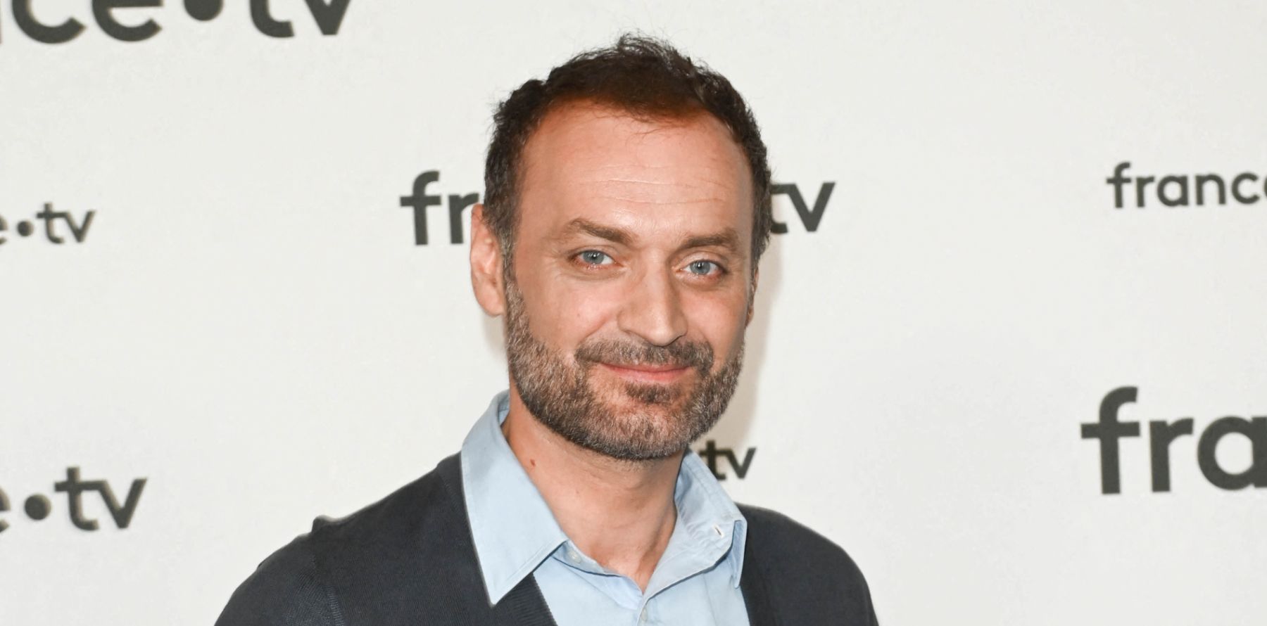 Augustin Trapenard ultra tatoué : la signification très poignante de ses nombreux tatouages ...