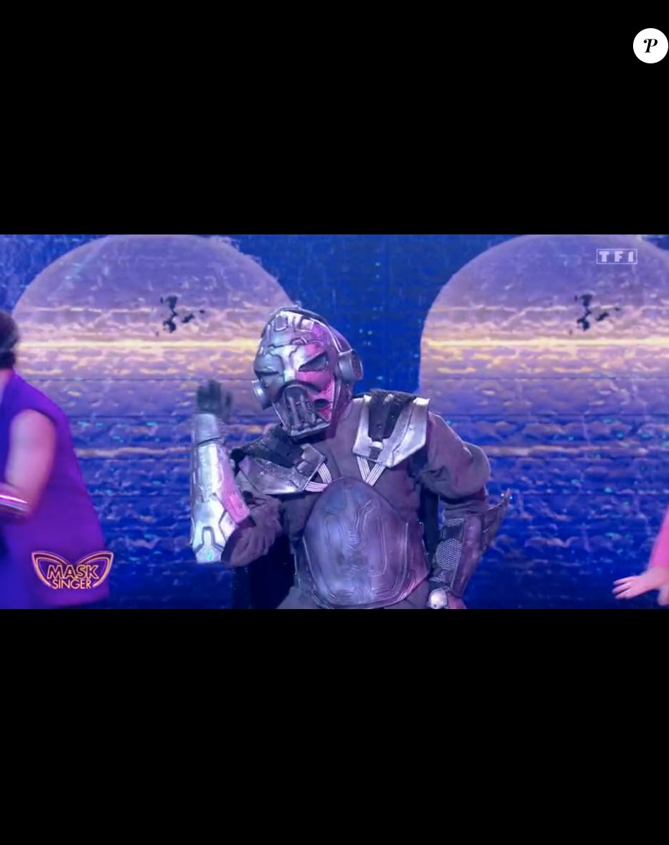 Mask Singer : Du jamais vu, deux personnages se sont grillés l'un l ...