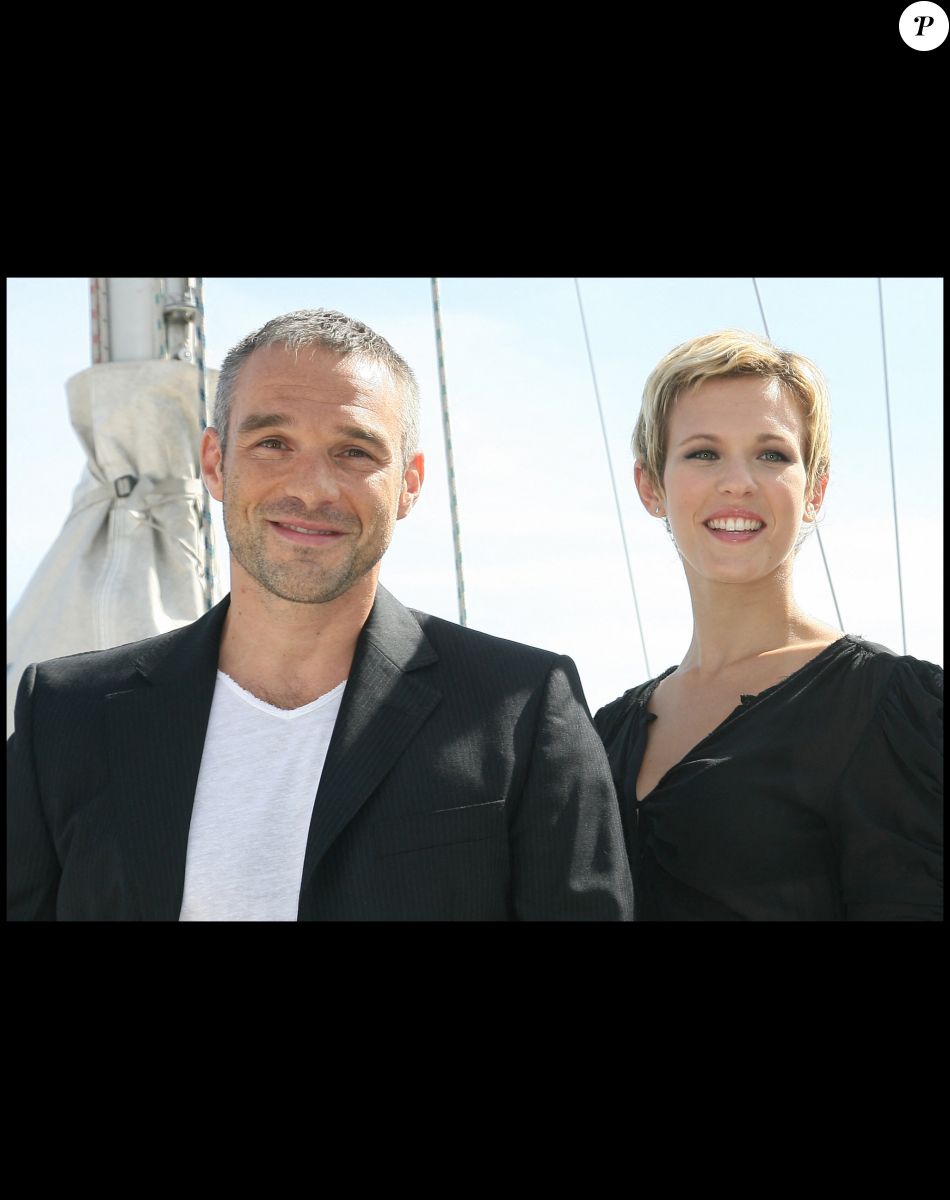 Lorie Pester en couple avec un homme important de la musique : ce que l'on sait du père de sa ...