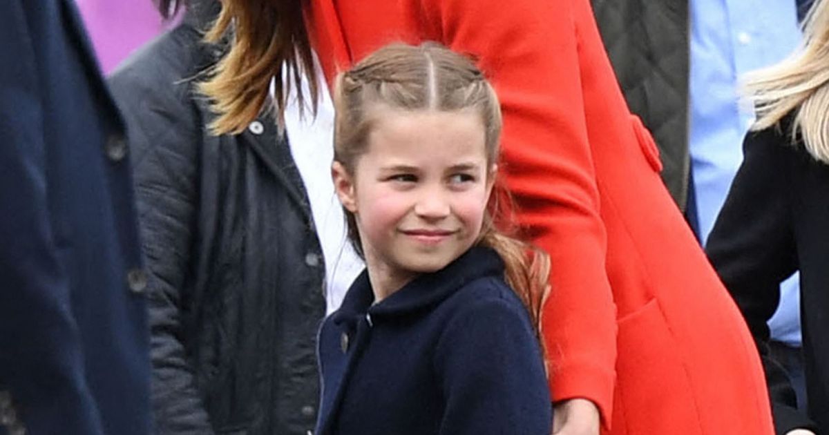 La princesse Charlotte de Cambridge en visite au château de Cardiff ...