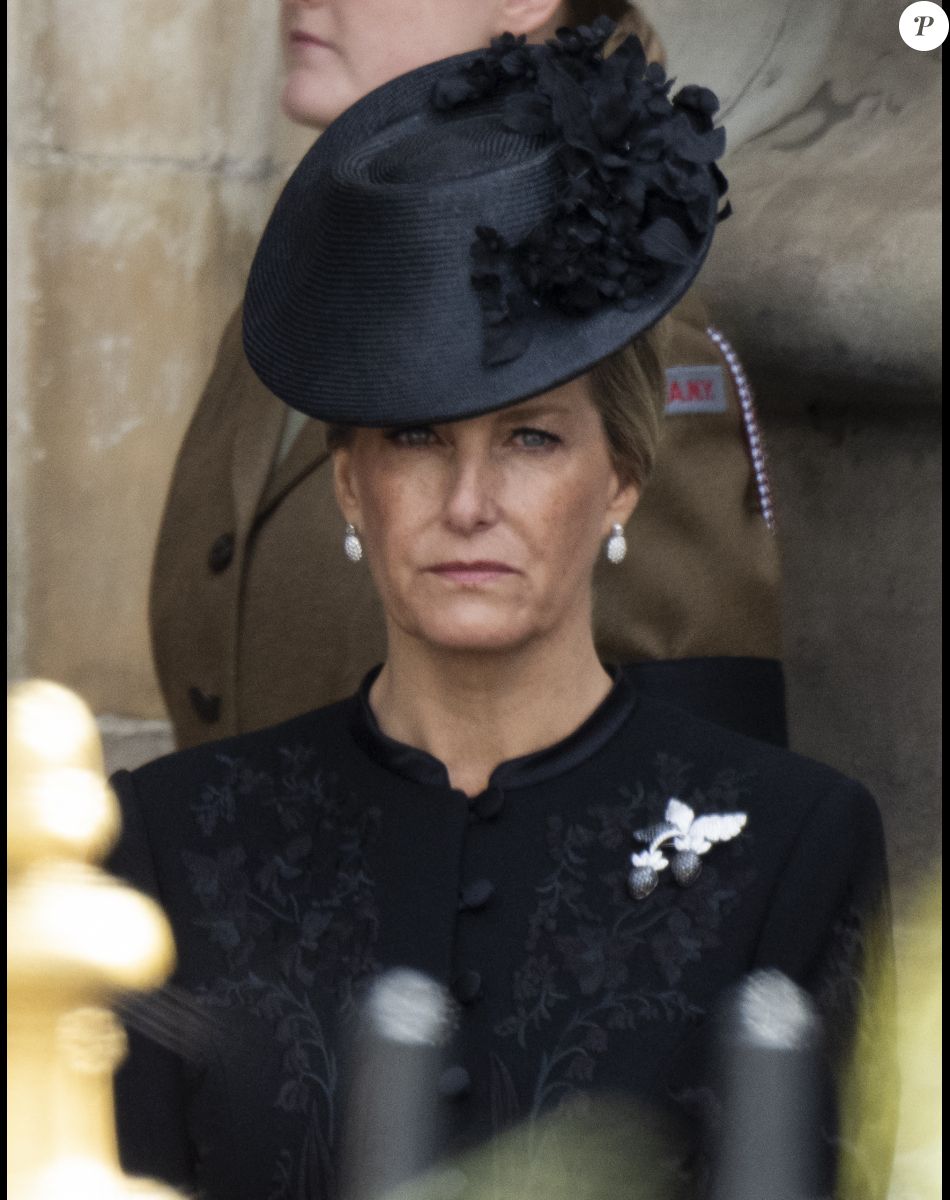 Sophie de Wessex : Manteau truffé de symboles et larmes incontrôlables ...
