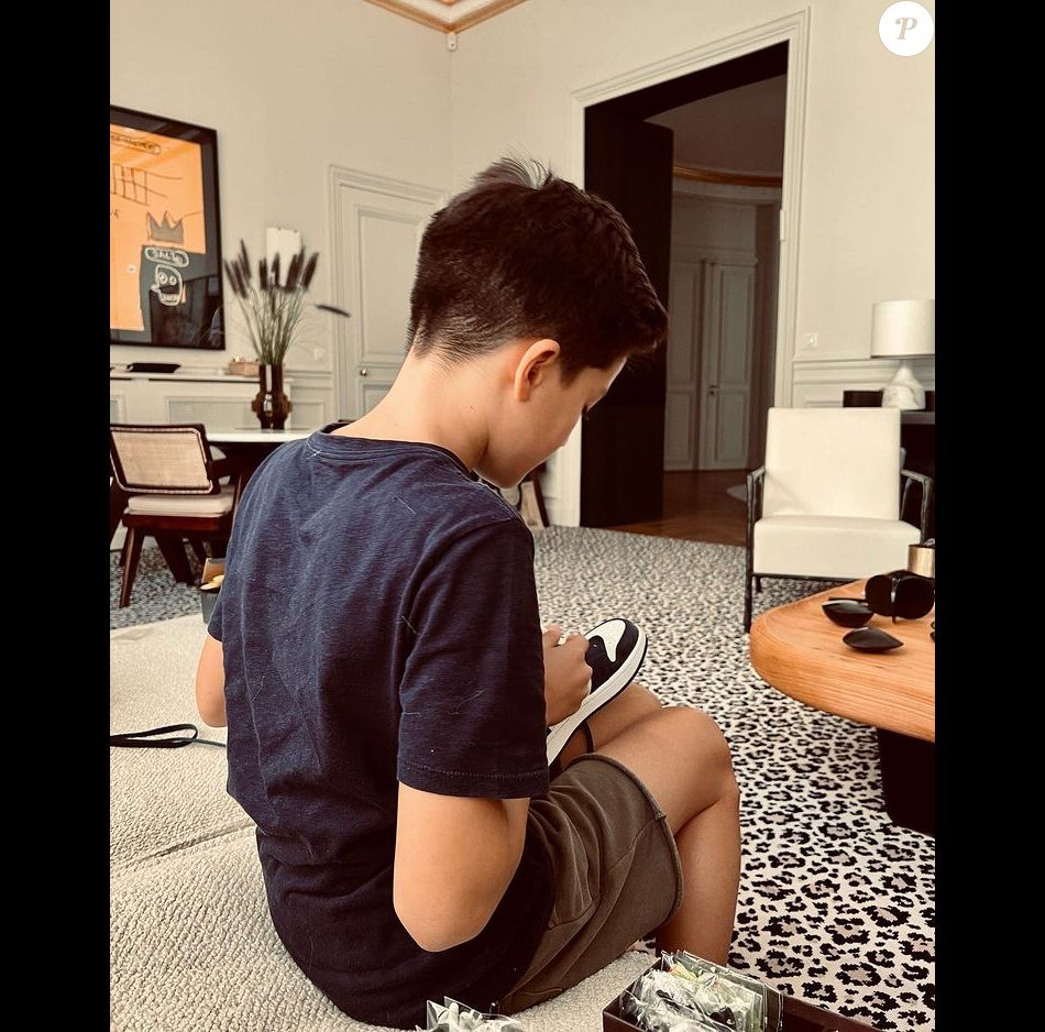 Aaron, le fils d'Arthur sur Instagram. - Purepeople