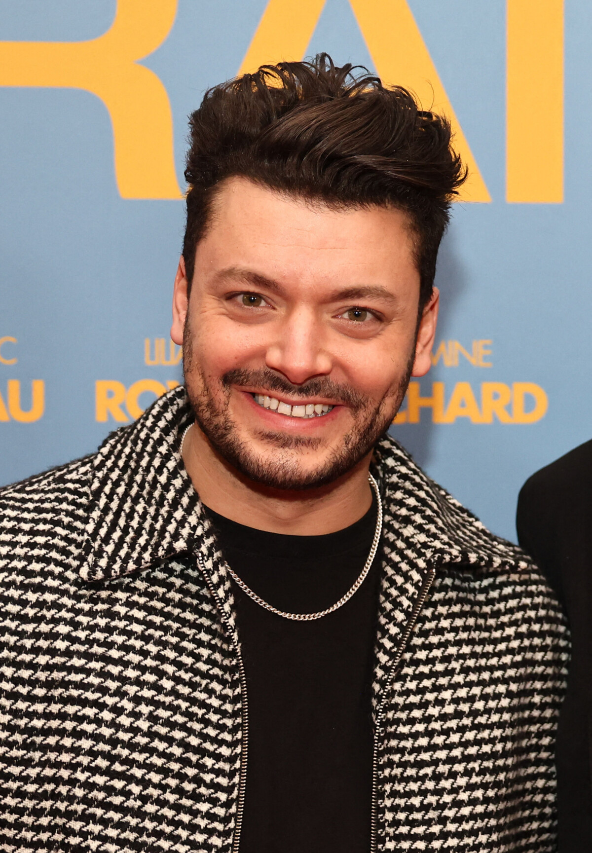 Photo : Kev Adams - Avant-première du film "Maison de retraite" au ...