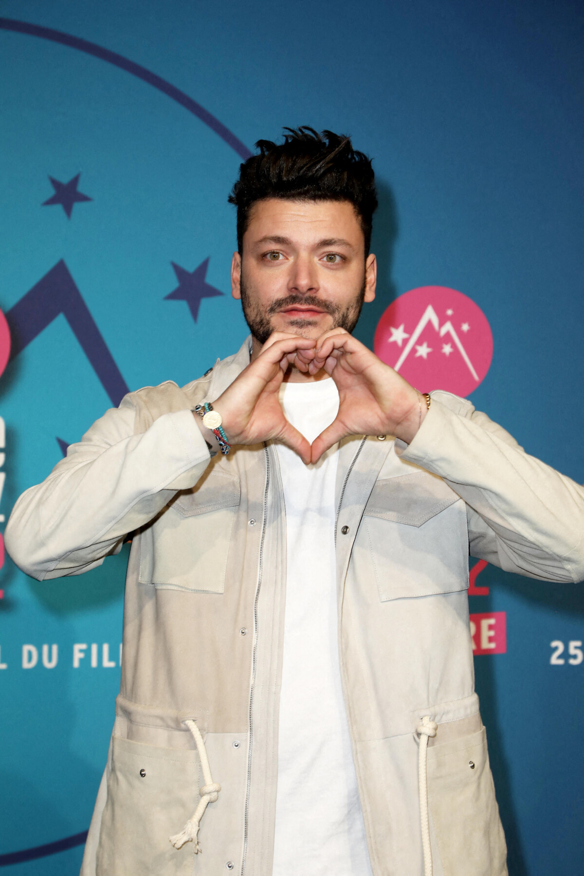 Photo : Kev Adams au photocall de la 5ème soirée de compétition de la ...