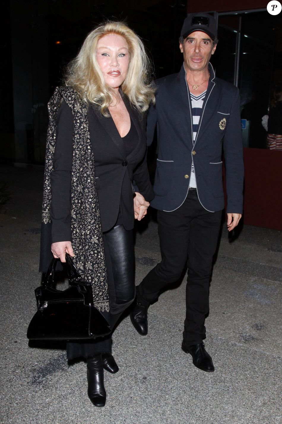 Jocelyn Wildenstein à la sortie du Boa Steakhouse de Los Angeles le 9 ...
