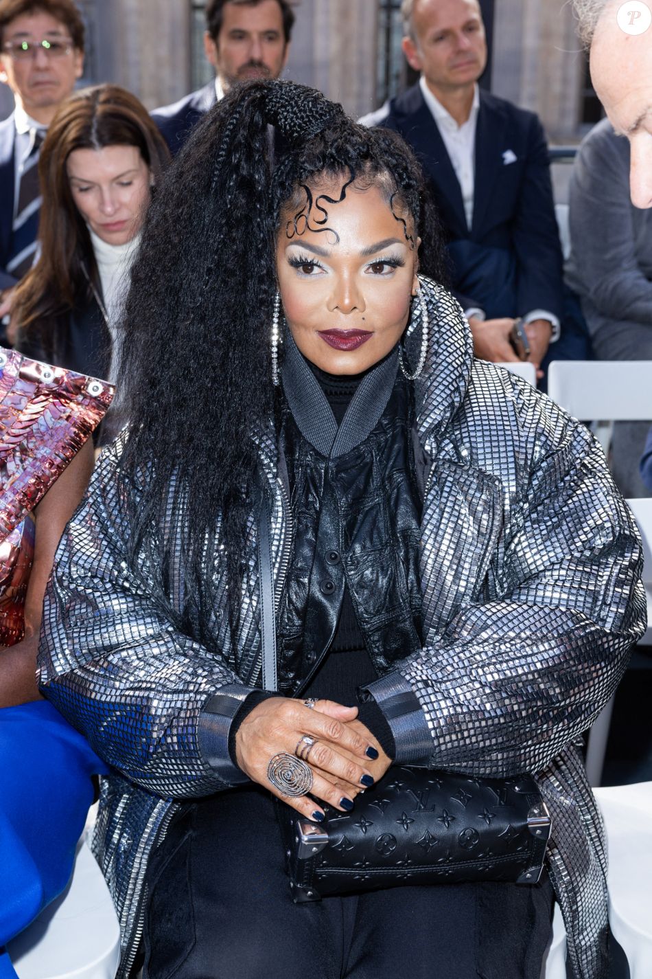 Janet Jackson - Front Row au défilé Louis Vuitton Collection Femme Prêt ...