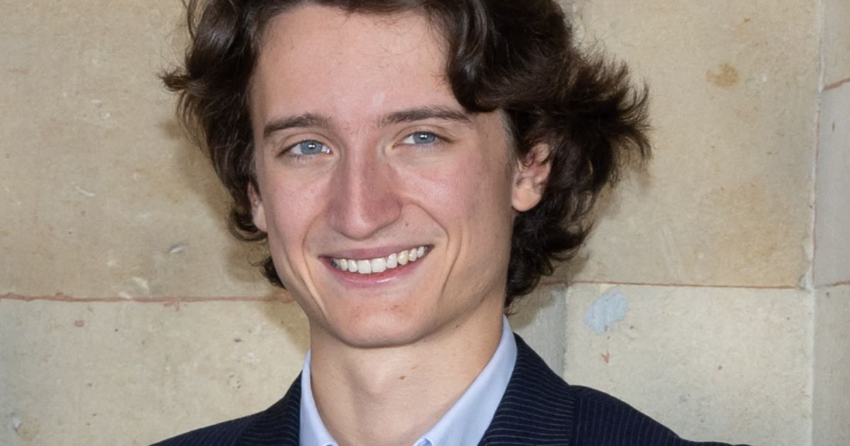 Jean Arnault - Greeting du défilé Louis Vuitton Collection Femme Prêt-à ...