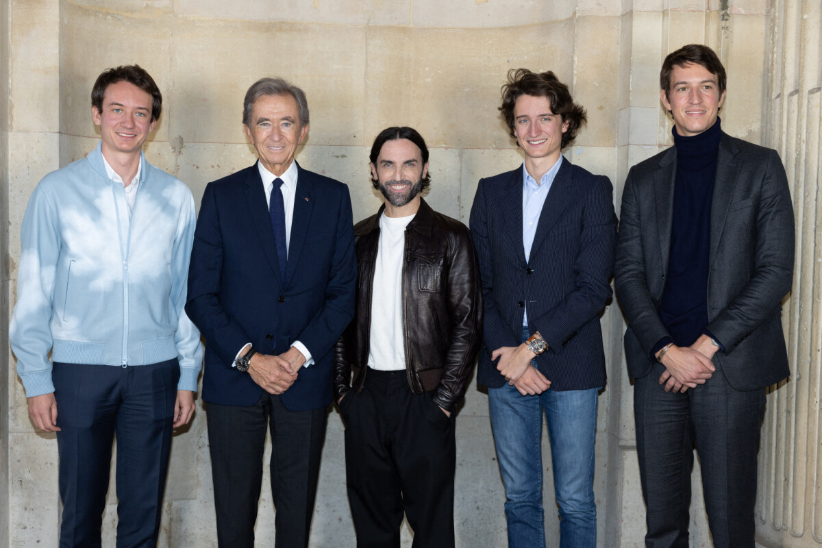 Photo : Frédéric Arnault, Bernard Arnault, Nicolas Ghesquière, Jean ...