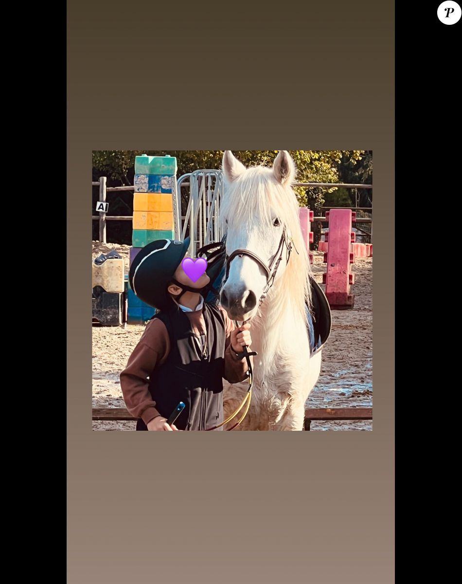 Carla Bruni-Sarkozy : Ce tendre cliché de sa fille Giulia passionnée et ...