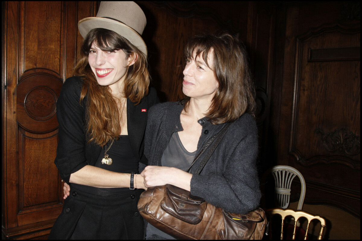 Photo : Lou Doillon et Kate Barry. - Purepeople