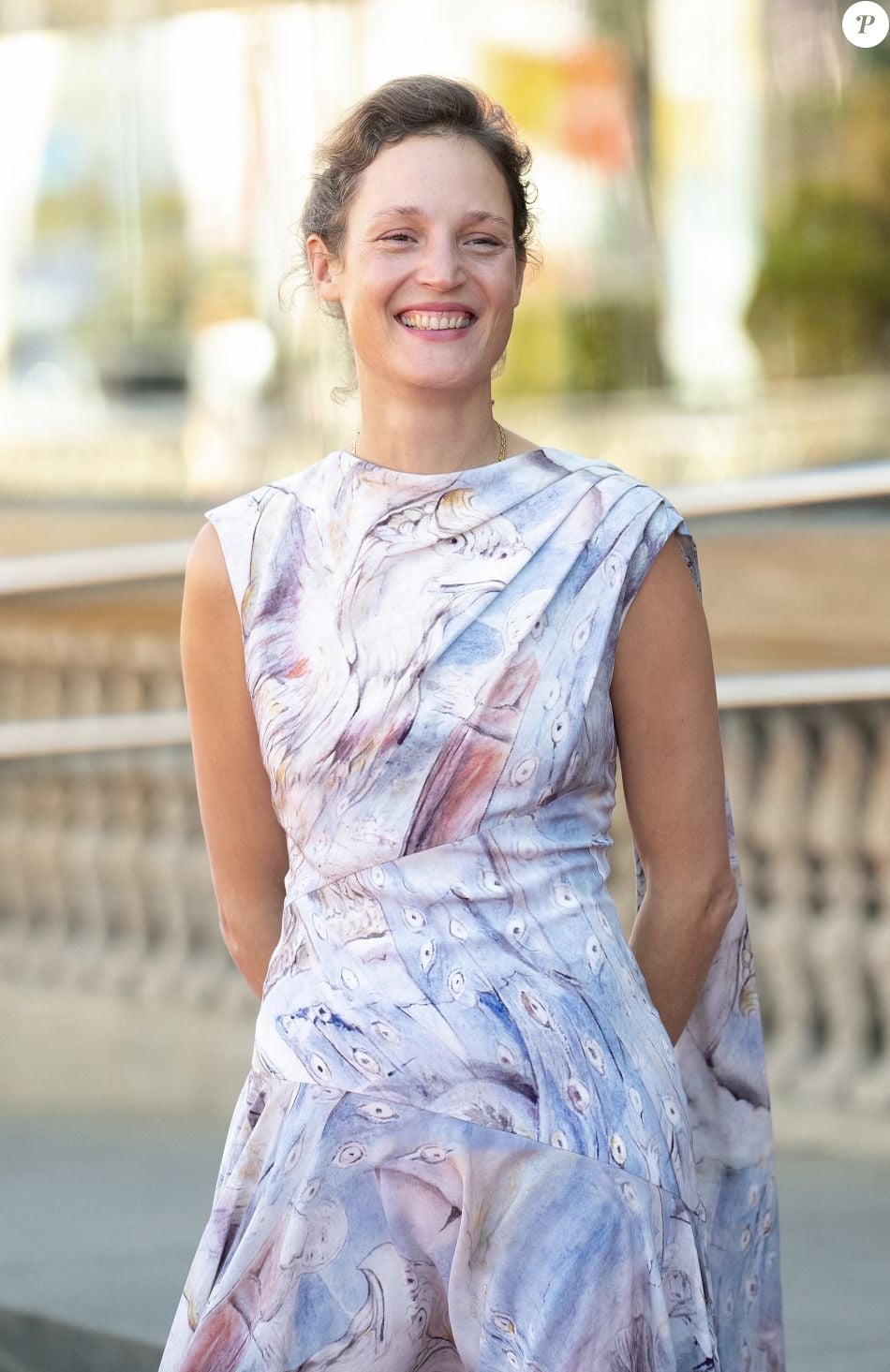 Vicky Krieps - Photocall du film Corsage lors du 70ème Festival ...
