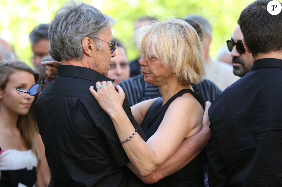 Elisabeth Lafont (fille de Bernadette Lafont) - Funerailles de ...