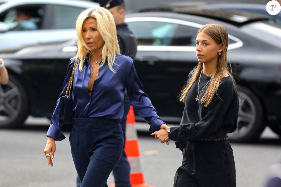 Nathalie Tardivel (Natty) et sa fille Stella - Obsèques de Jean-Paul ...