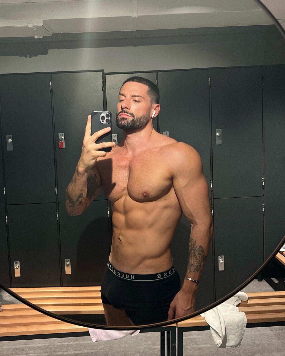 Photo : Hugo Manos sur Instagram. Le 23 octobre 2022. - Purepeople