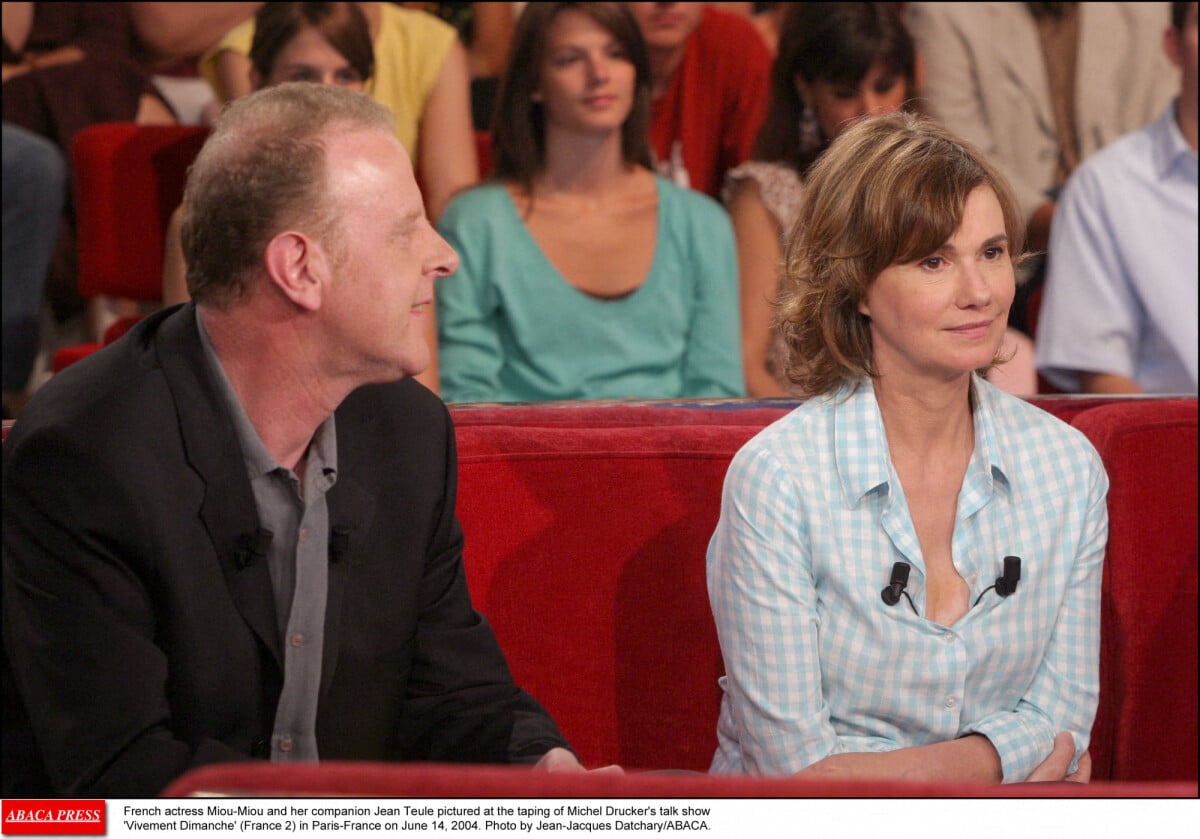 Photo : Miou-Miou et Jean Teulé sur le plateau de l'émission Vivement ...