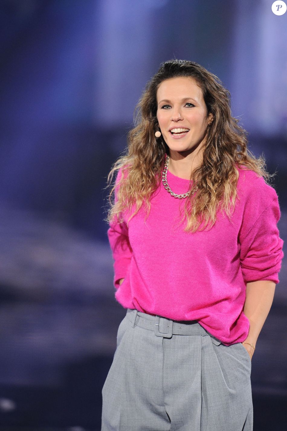 Lorie Pester (Lorie) - Surprises - Enregistrement de l'émission La ...