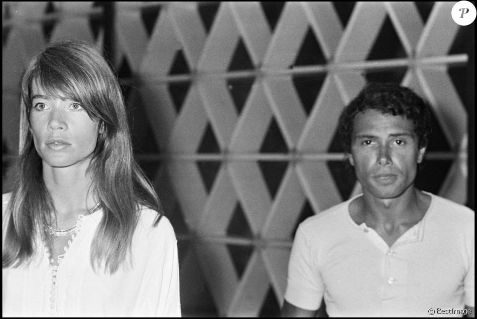 Archives - Françoise Hardy et Jean-Marie Périer lors d'une soirée ...