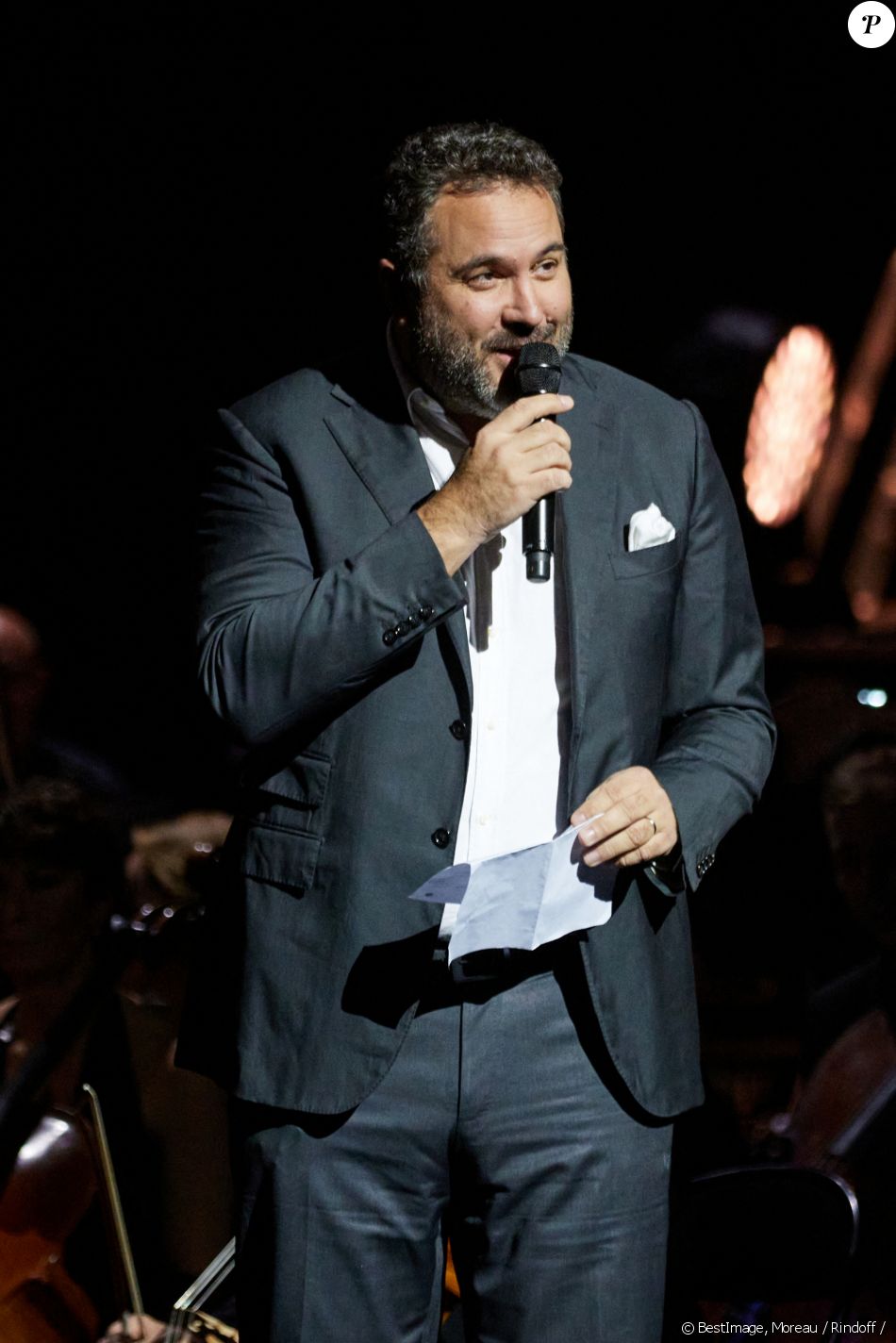 Exclusif - Bruce Toussaint - Scène - Spectacle symphonique Claude ...