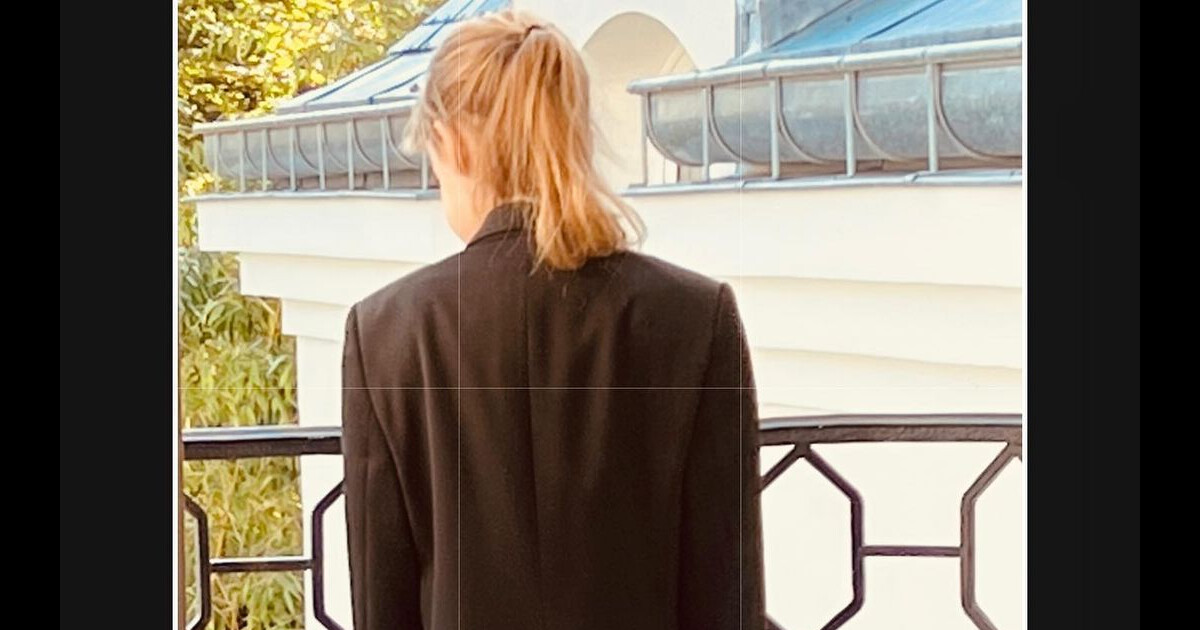 Giulia Sarkozy, préado aux longs cheveux et à l'allure de mannequin ...