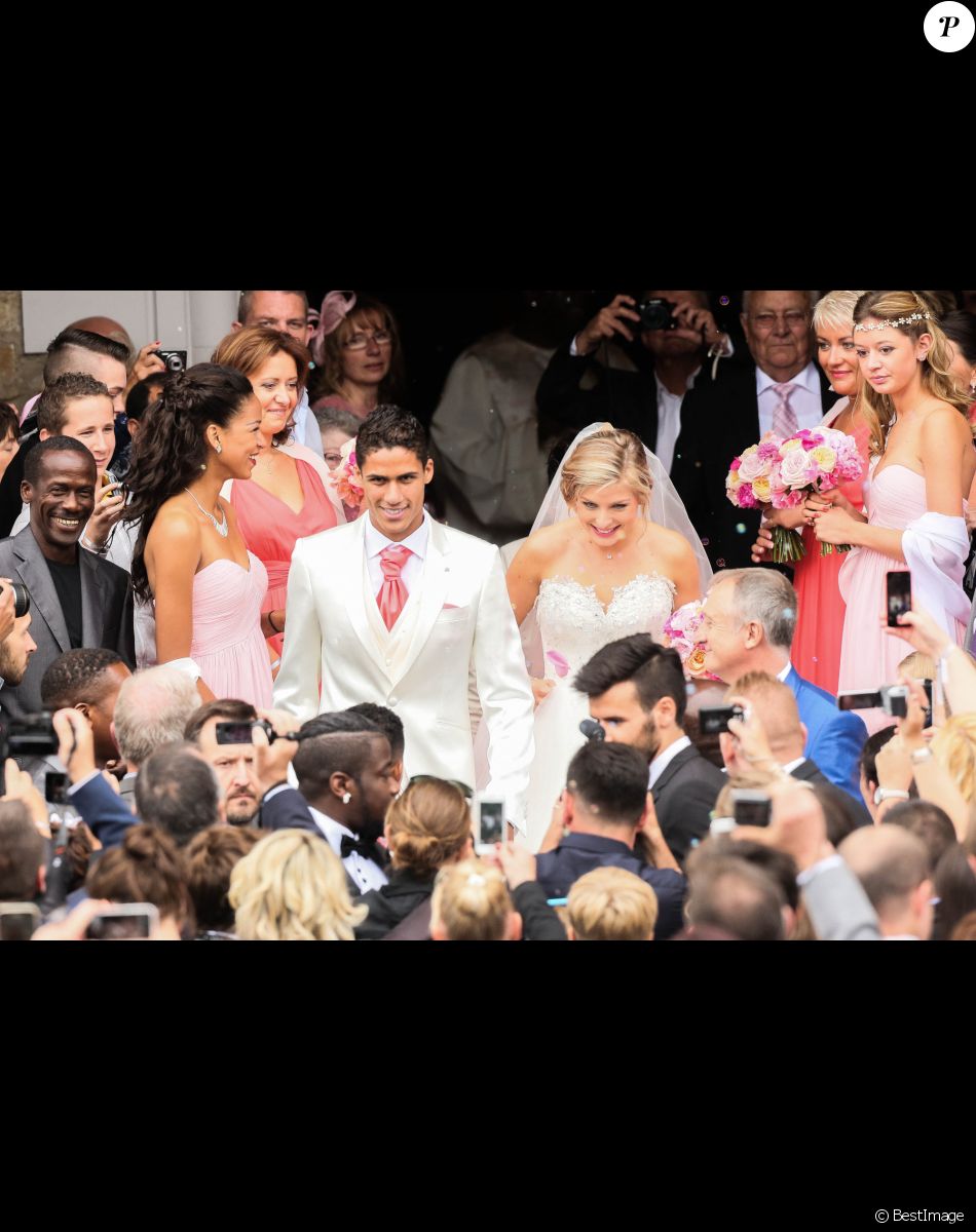 Raphaël Varane uni à Camille : sa femme sublime en robe bustier et maxi ...