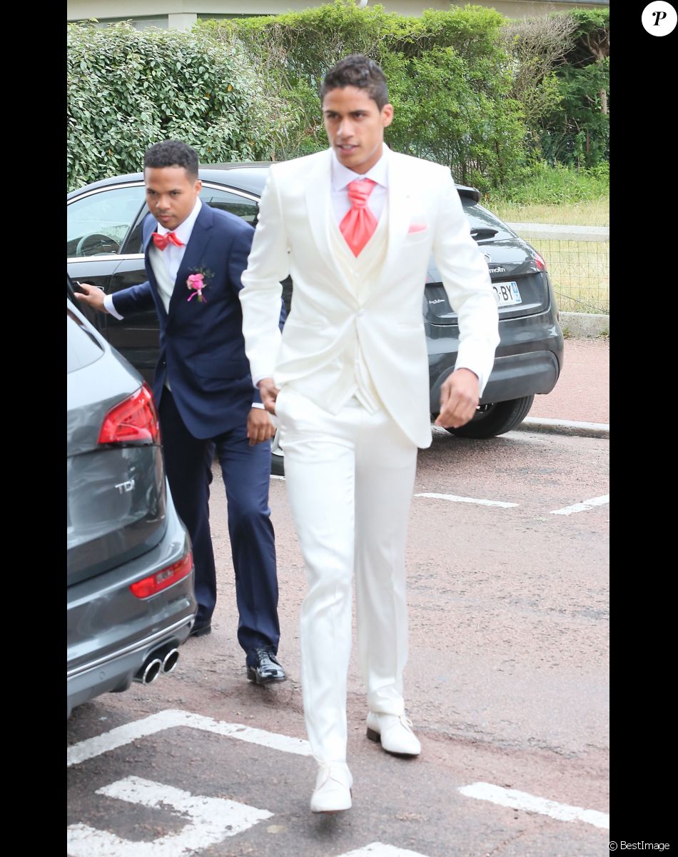 Raphaël Varane uni à Camille : sa femme sublime en robe bustier et maxi ...