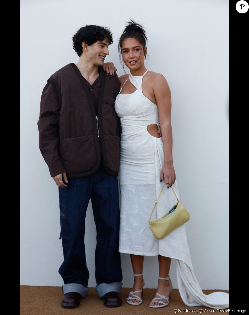 Défilé Jacquemus : Pamela Anderson angélique et méconnaissable devant ...