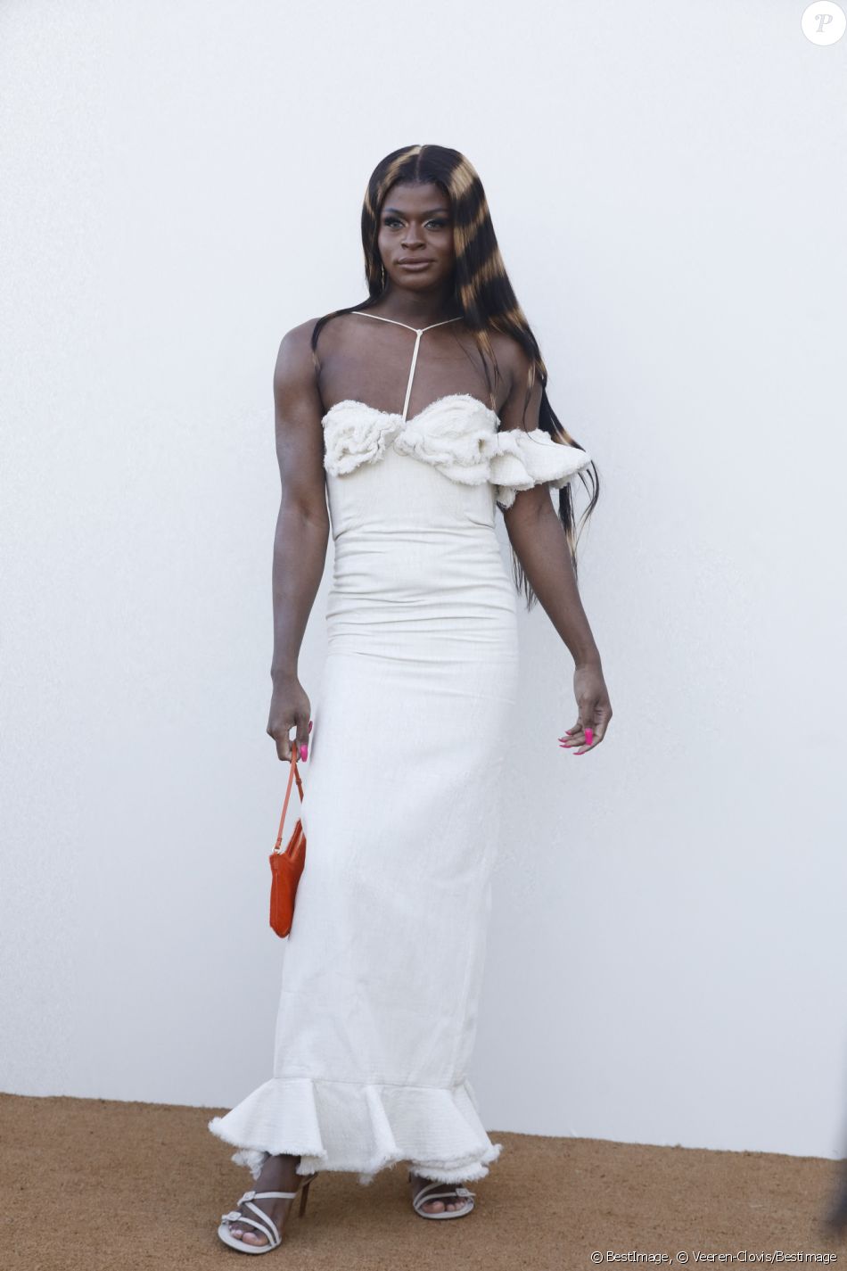 Symone - Les célébrités au photocall du défilé Jacquemus pour la ...