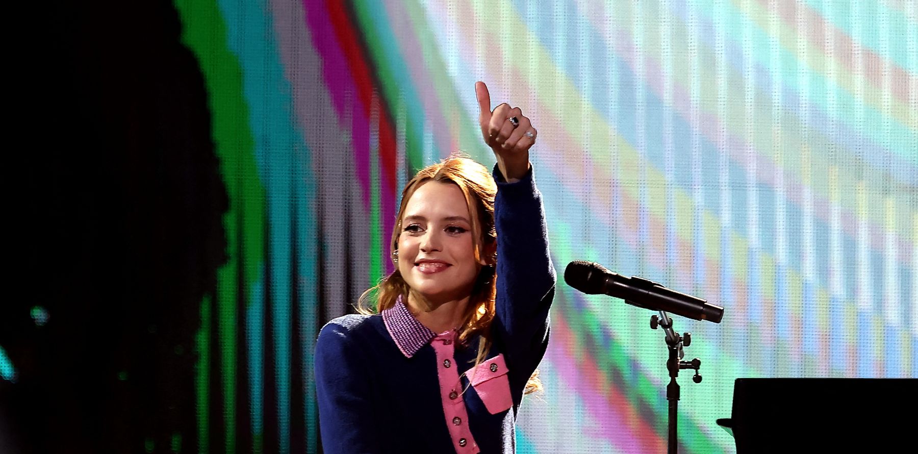 Angèle exquise devant Gims et Vianney, d'immenses stars internationales ...