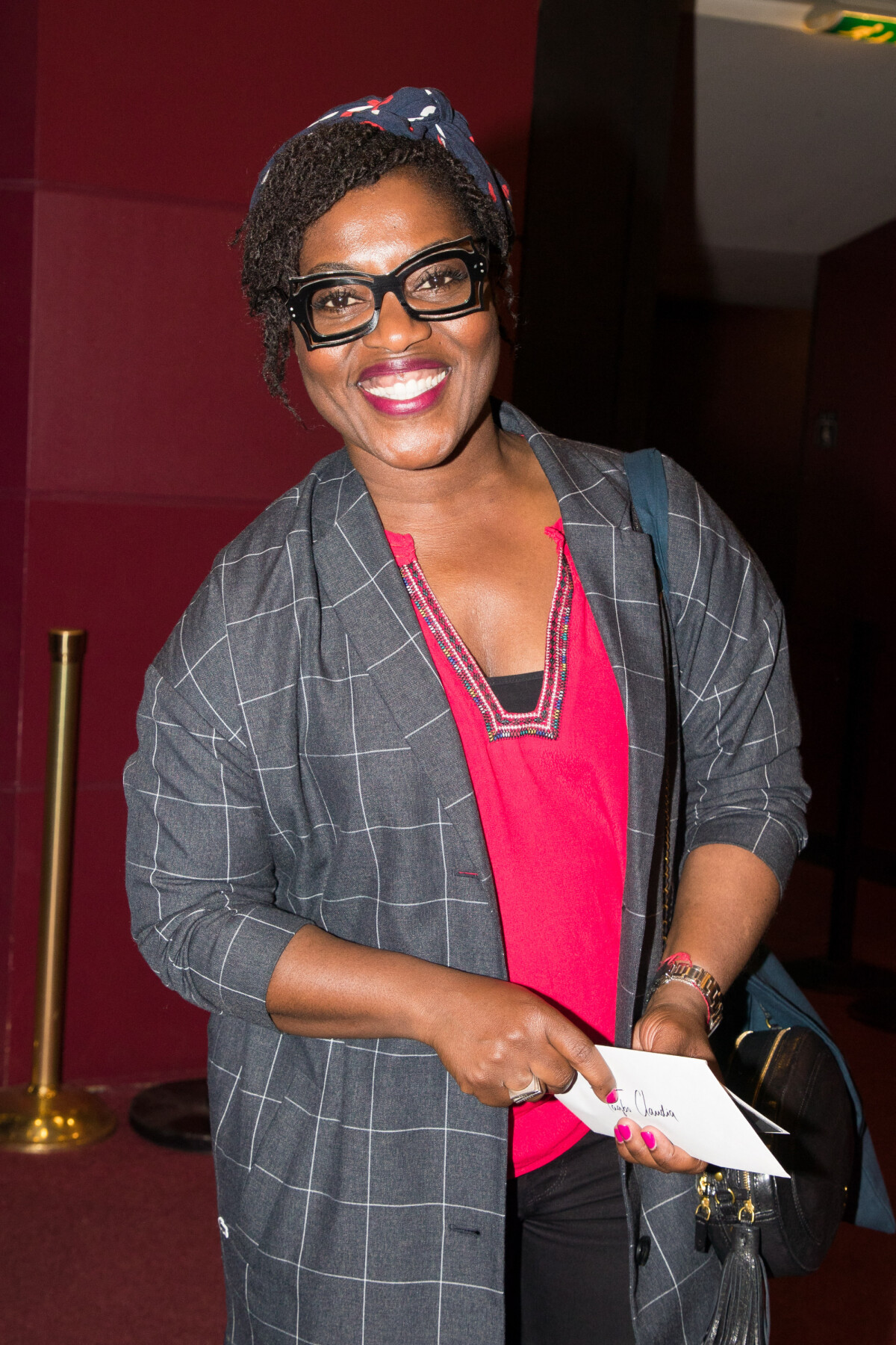 Photo : Exclusif - Prix spécial - Claudia Tagbo - People en backstage ...