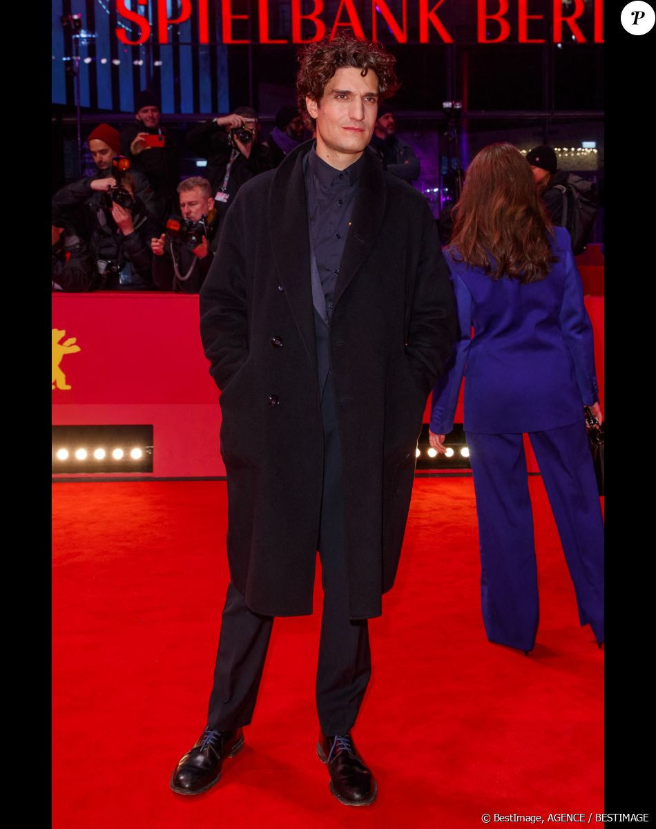 Louis Garrel avec ses soeurs et son père... le clan réuni à La ...