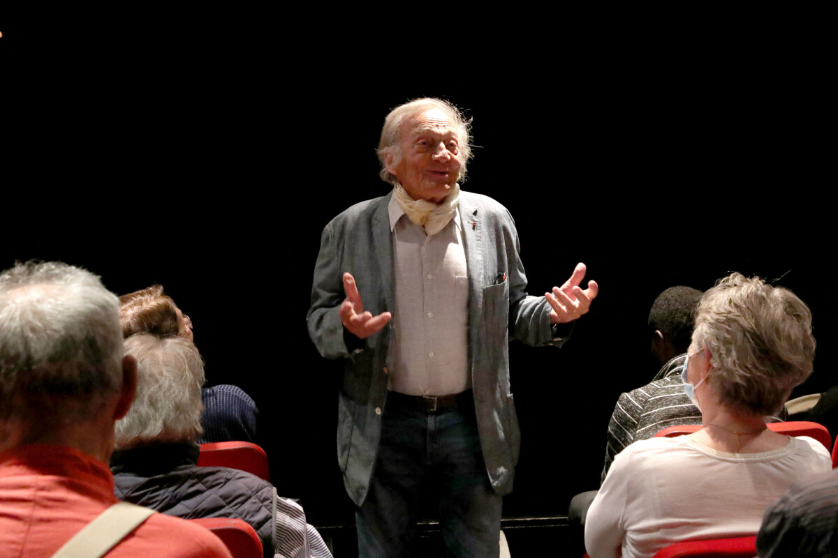 Photo : Exclusif - Le critique journaliste Philippe Tesson présente la ...