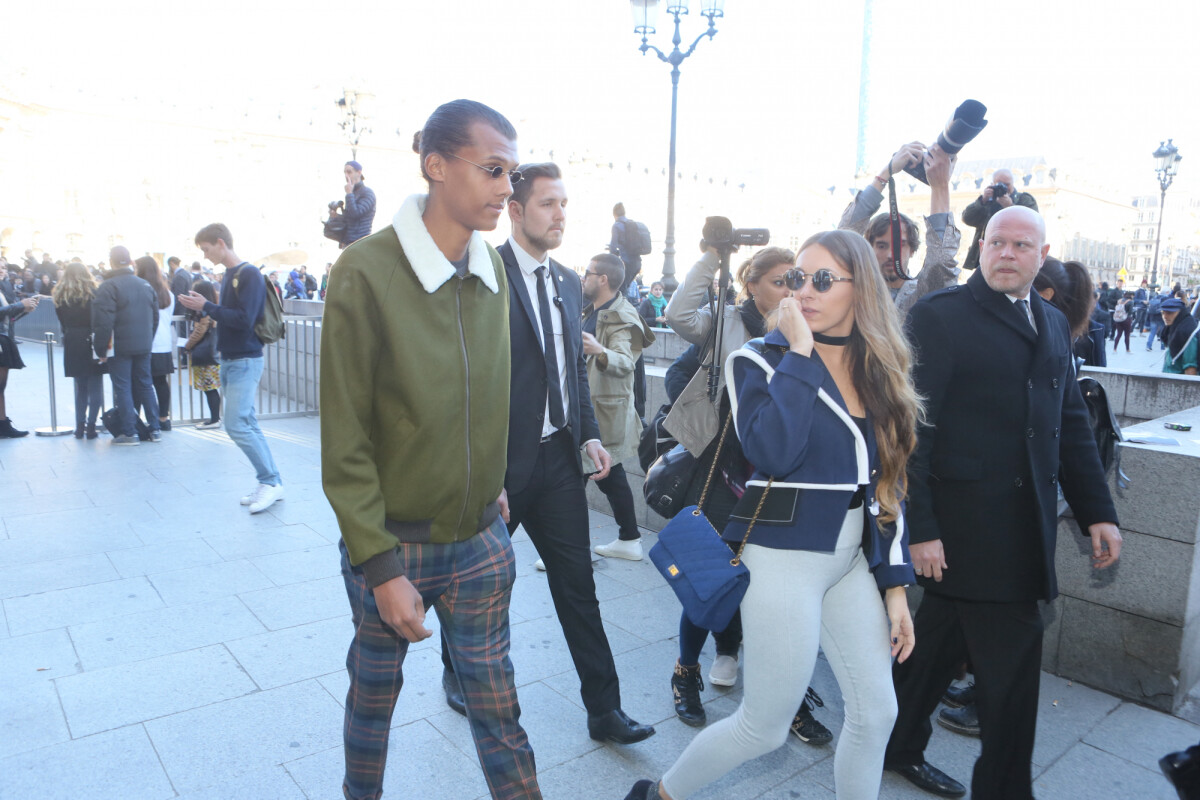 Photo : Le chanteur Stromae, se laisse pousser les cheveux, et sa femme ...
