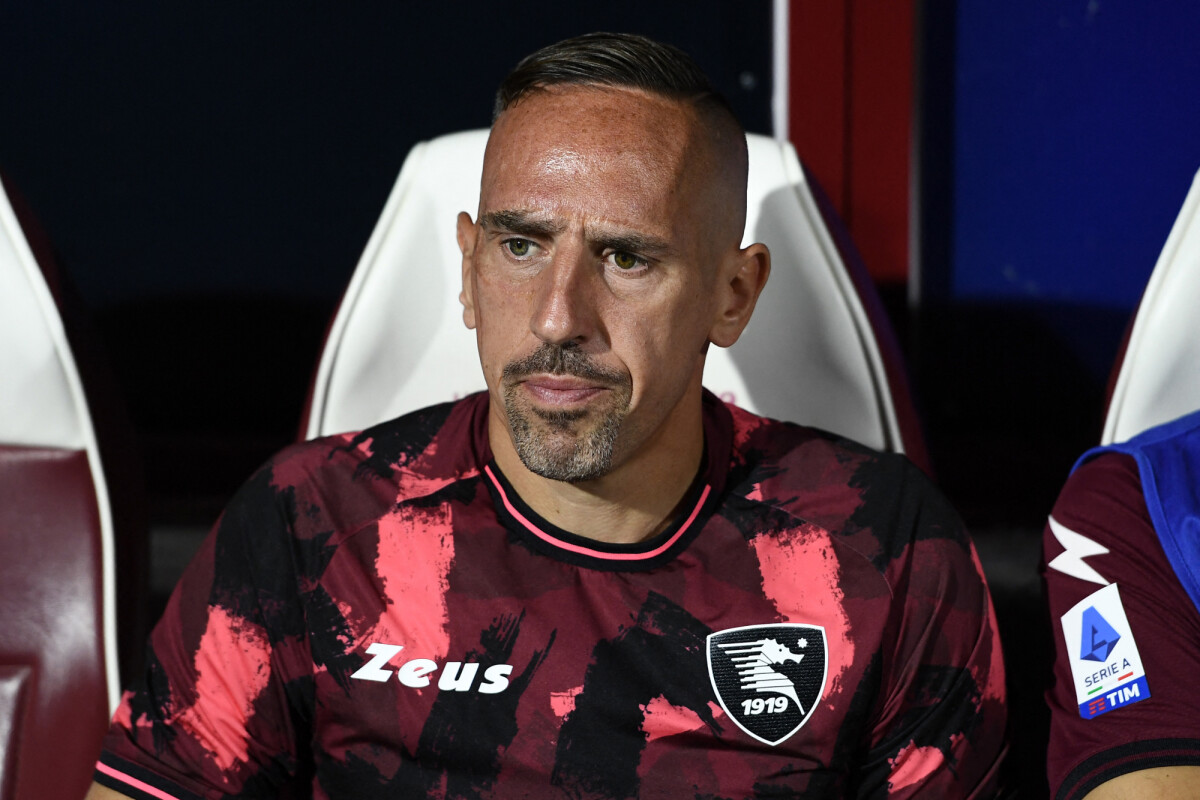 Photo : "Simple et classe", comme elle le dit elle-même, Hiziya Ribéry ...