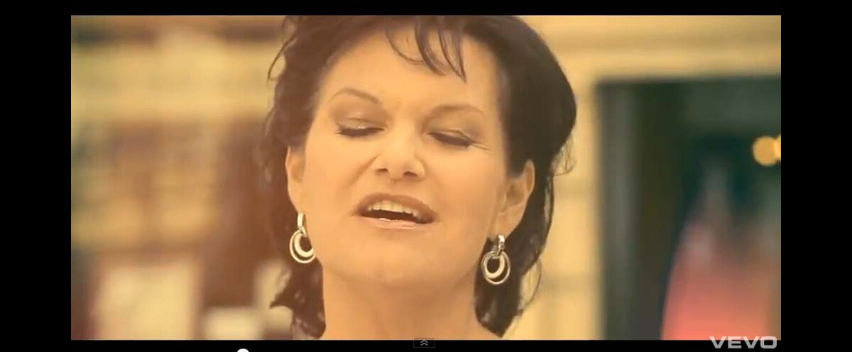 Vidéo : Une histoire qui avait donné du baume au coeur de la chanteuse ...